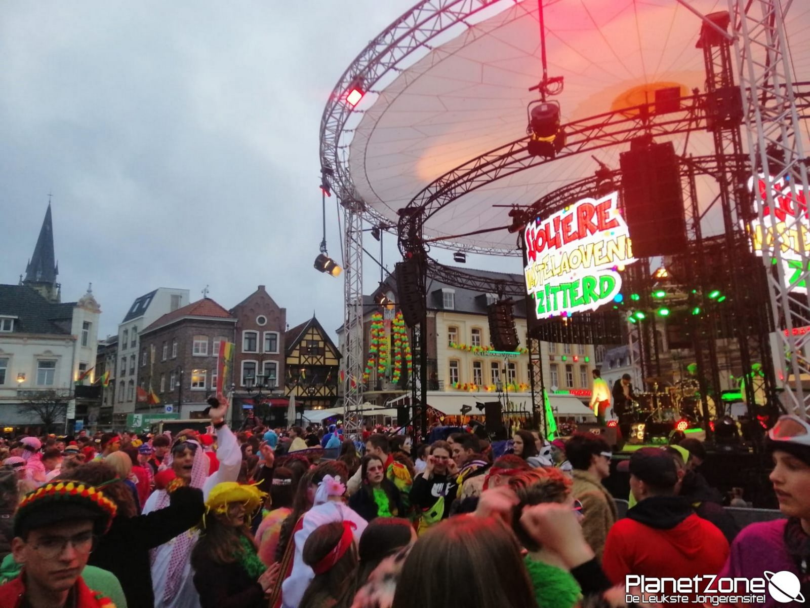 Foto's Scholierencarnaval Sittard 1 maart 2019 - Planetzone Media
